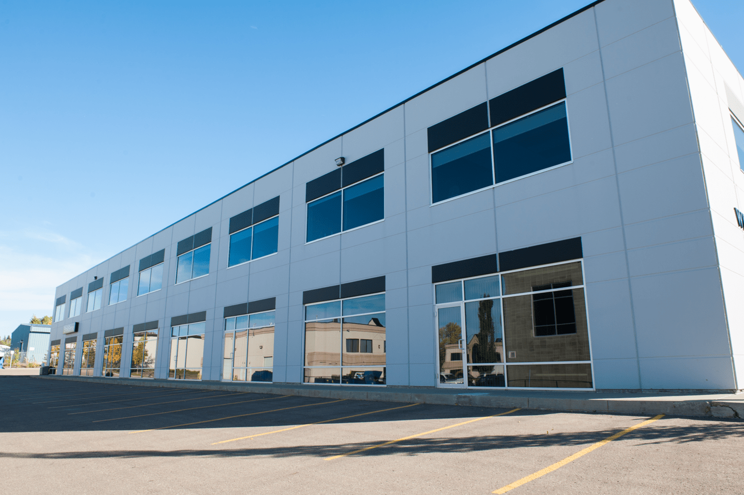 Westana Professional Building - Design-Build | 945 Developments